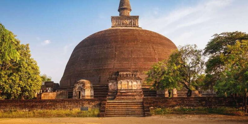 From Negombo: Full-Day Unesco City of Anuradhapura Trip - Key Points