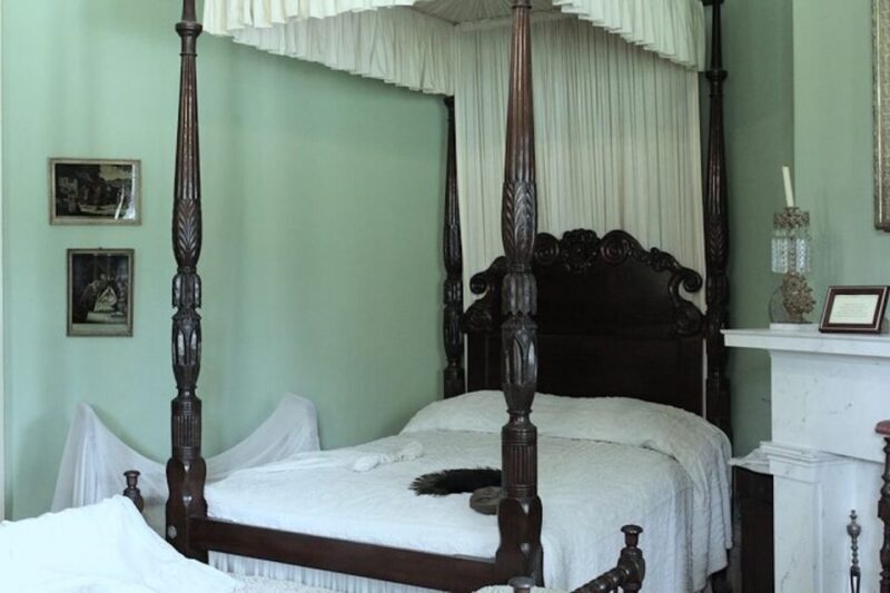 From New Orleans: Destrehan Plantation Haunted Night Tour - The Stories That Keep You Watching
