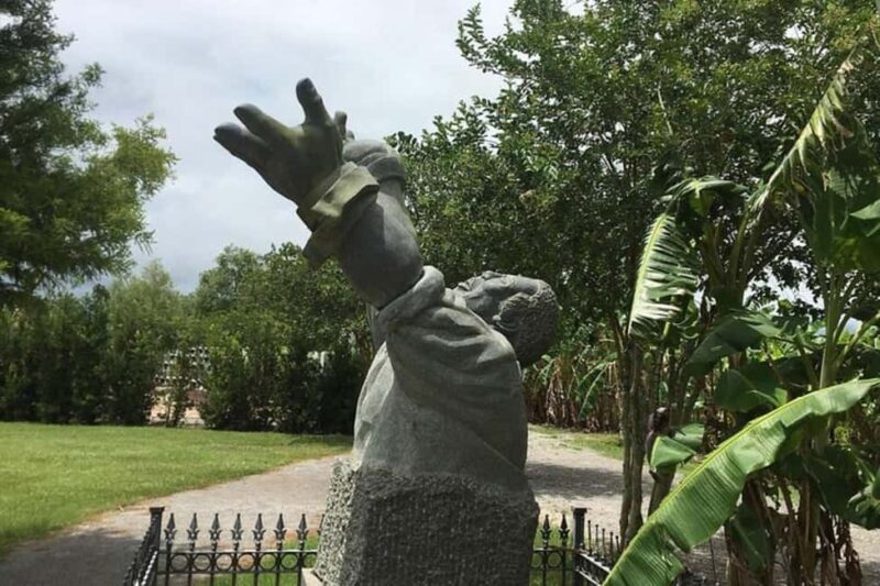 From New Orleans: Oak Alley and Laura Plantation Guided Tour - Key Points