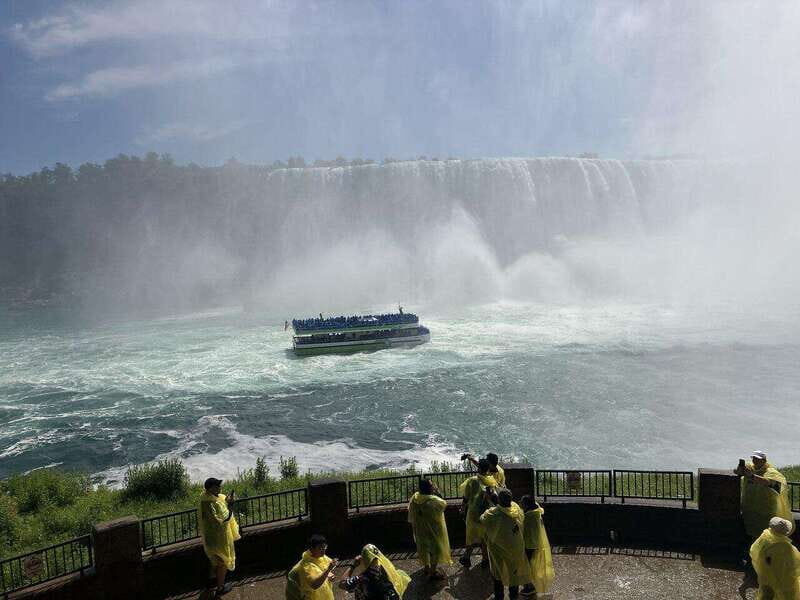 From Niagara Falls Canada Tour Boat, Lunch, Journey, Skylon - The Sum Up: Who Should Consider This Tour?