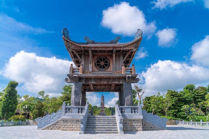 From Ninh Binh: Explore Bai Dinh, Mua Caves, Trang An Beauty - An In-Depth Look at the Ninh Binh Day Tour
