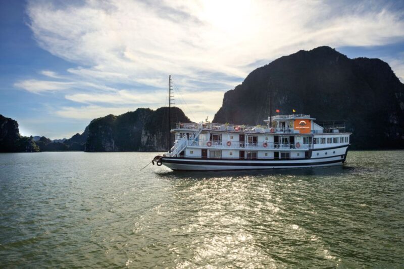 From Ninh Binh: Ha Long Bay 2 days 1 night on 3-star Cruise - The Itinerary in Detail: What to Expect