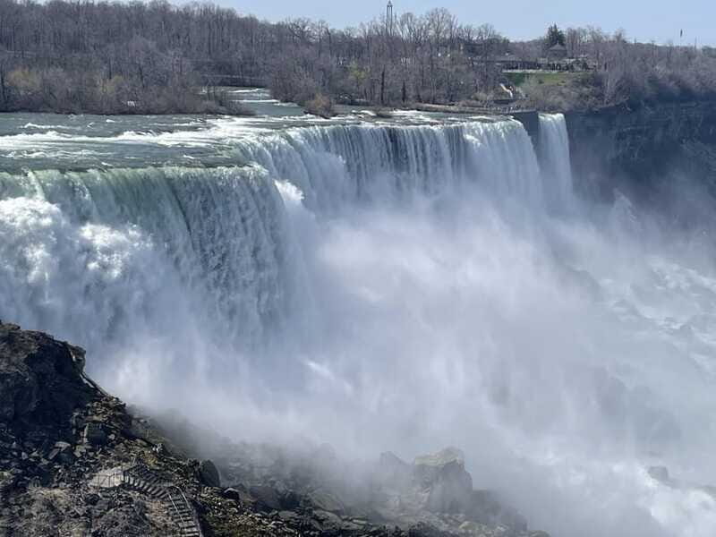 From NYC: Guided Niagara Falls Full-Day Trip - The Guides and Transportation — What Travelers Say