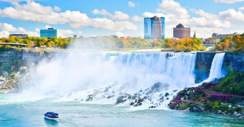 From NYC: Niagara Falls, Washington, and Philadelphia Tour - The First Day: Niagara Falls - The Natural Wonder