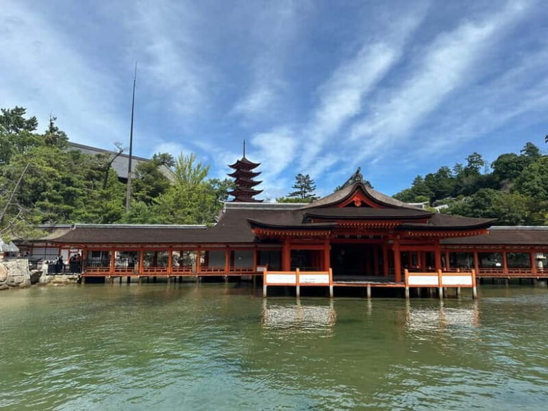 From Osaka: Hiroshima and Miyajima Day Trip by Bullet Train - The Journey Begins: From Osaka to Hiroshima by Bullet Train