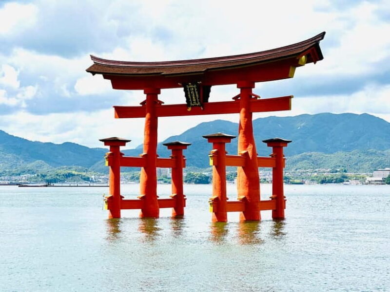 From Osaka: Hiroshima and Miyajima Day Trip by Bullet Train - Transition to Miyajima: Ferry Ride and Scenic Views