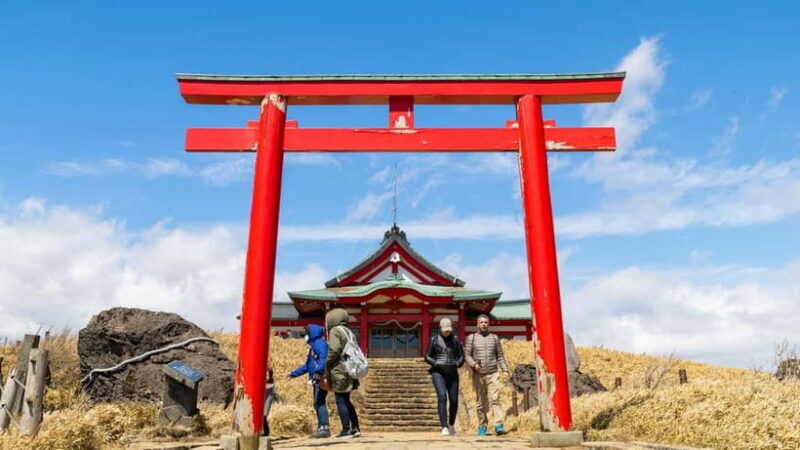 From Osaka: Shirakawago private car tour with optional guide - An Ideal Escape to Rural Japan