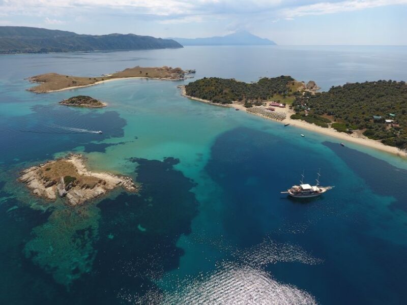From Ouranoupoli: Blue Lagoon Two Island Cruise - Exploring Diaporos Island: The Uninhabited Gem