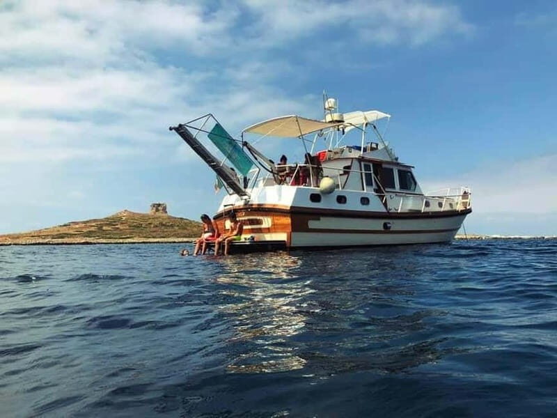 From Palermo: Boat Excursion to Mondello with Wine & Snacks - Who will love this experience?