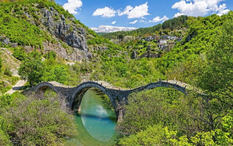 From Parga: Zagoria and Vikos Gorge Day Trip with Lunch - How the Day Unfolds