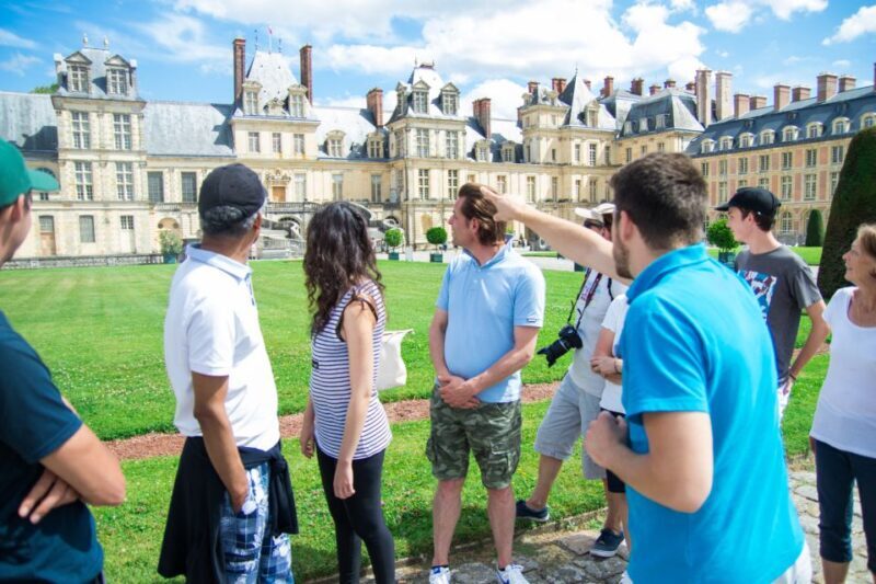 From Paris: Chateau de Fontainebleau & Vaux-Le-Vicomte Tour - FAQ