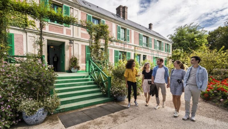 From Paris: Giverny Day Trip with Audio Guide or Live Guide - Practical Details