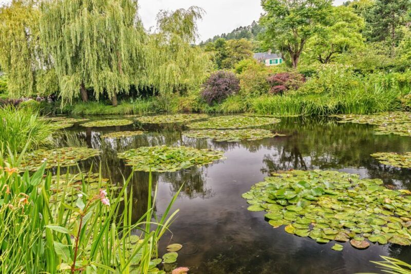 From Paris: Guided Day Trip to Monet's Garden in Giverny - An In-Depth Look at the Experience