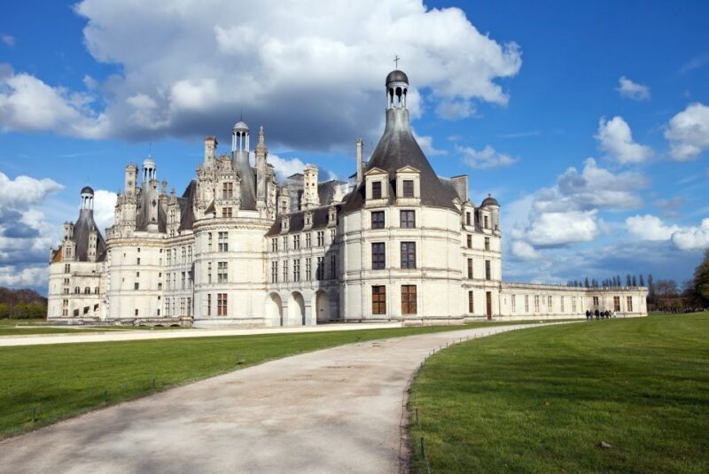 From Paris: Mont St Michel and Loire Valley 2 Day Tour - Practical Details and Considerations