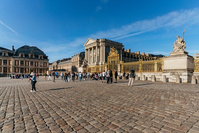 From Paris : Palace of Versailles and Gardens by Bus - Strolling in the Gardens – A Breath of Fresh Air