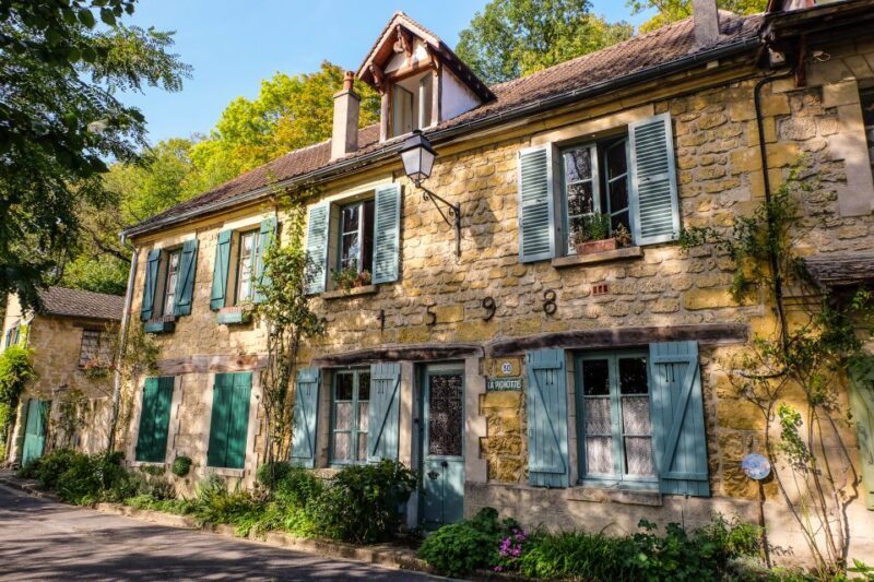 From Paris: Private Day Trip to Giverny and Auvers sur Oise - Authentic Experiences and Authentic Challenges
