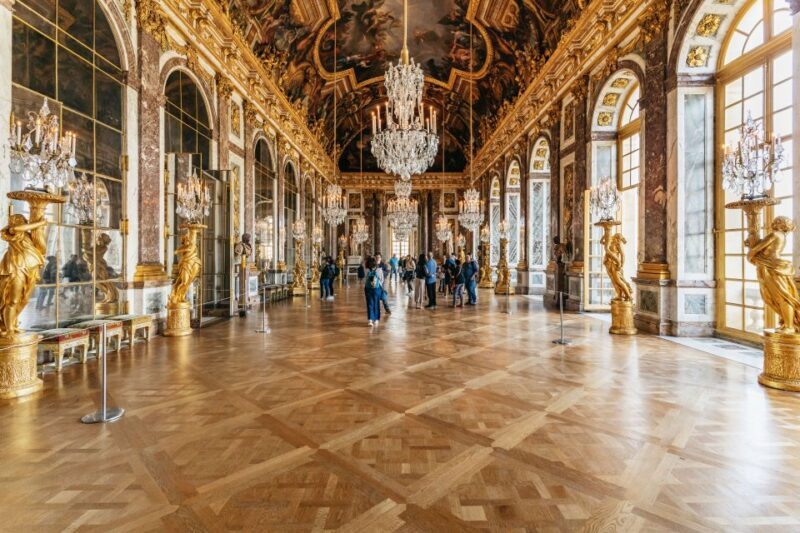From Paris: Versailles Skip-the-Line Tour & Gardens Access - A Solid Introduction to Versailles