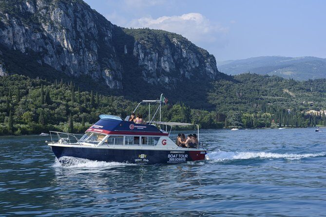 From Peschiera: Cruise on the southern coast to Sirmione - The experience in detail