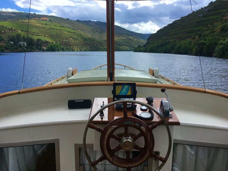 From Pinhão: Private Yacht Cruise along the Douro River - Why Reviews Are So Positive