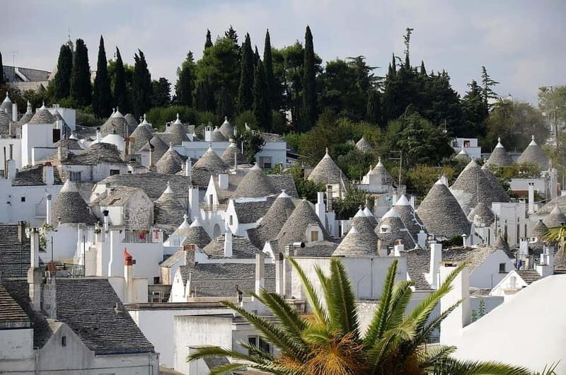 From Polignano a Mare: Alberobello Guided Tour - Timing and Pacing