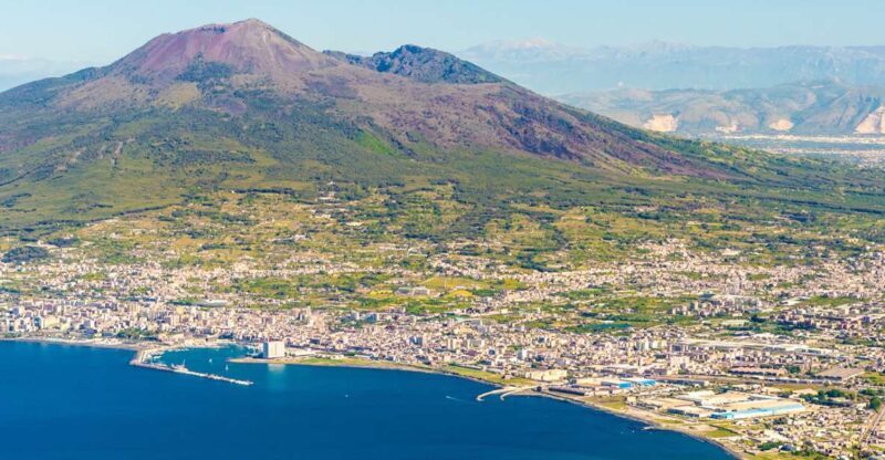 From Pompeii: Bus Transfer to Vesuvius with Park Entry Fee - Key Points