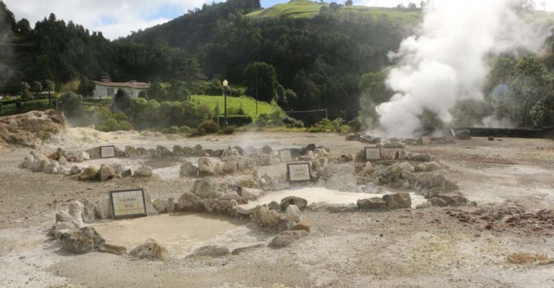 From Ponta Delgada: Furnas Lake Shore 4x4 Guided Day Trip - Transportation and Group Size