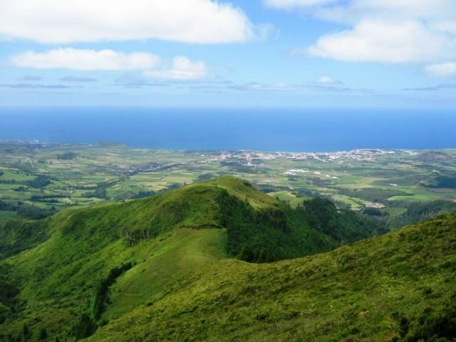 From Ponta Delgada: Lagoa do Fogo Half-Day Jeep Tour - Who Will Enjoy This Tour?