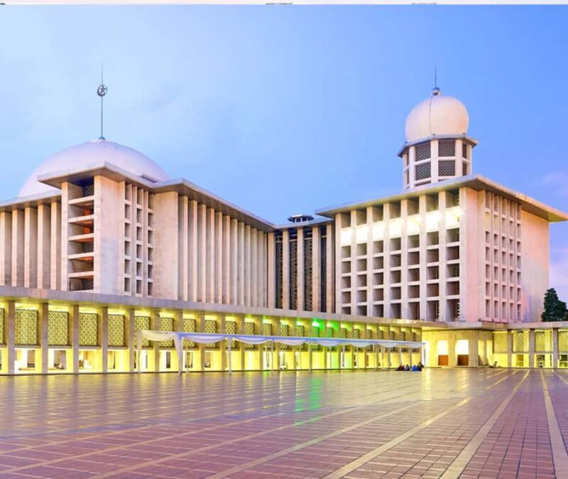 From Port Tanjung Priok : Jakarta Explore - Who Should Consider This Tour?