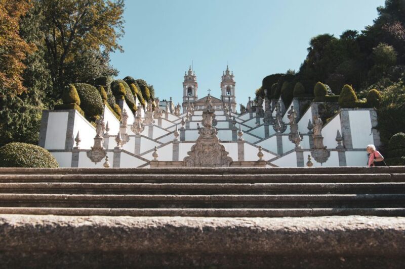 From Porto: Braga and Guimarães Full Day Tour with Lunch - Guimarães: The Birthplace of Portugal