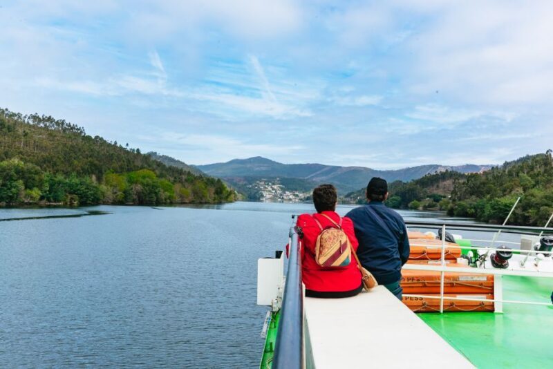 From Porto: Douro River Cruise to Régua with Lunch - Deep Dive into the Itinerary