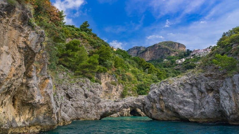 From Positano: Amalfi Coast and Emerald Grotto Group Cruise - FAQ