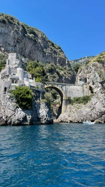 From Positano: Amalfi Coast Small Group Boat Tour - Swimming, Snacking, and Leisure