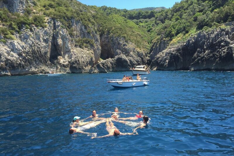From Positano: Private Boat Tour to Capri or Amalfi - The Bottom Line