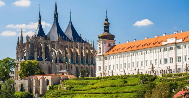 From Prague: Day Trip to Kutna Hora with Czech Lunch - Key Points