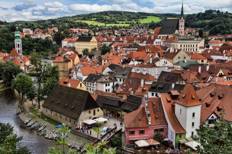 From Prague: eský Krumlov Full-Day Guided Tour - Discovering the Magic of Český Krumlov: A Practical Guide to the Full-Day Tour from Prague