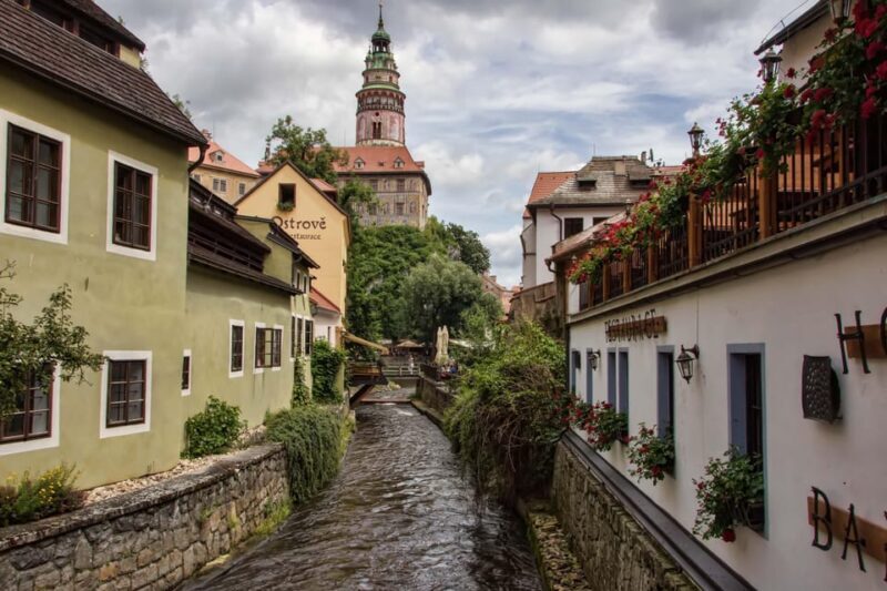 From Prague: eský Krumlov Full-Day Tour with Pickup - A Close Look at the Itinerary