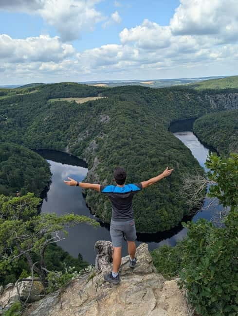 From Prague: Horseshoe Bend View & Castle Gardens Tour - Local Brewery and Traditional Czech Lunch