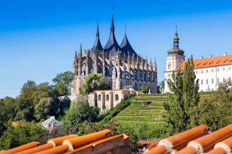 From Prague: Kutná Hora, Bone Church & Folk Museum Tour - Analyzing the Value