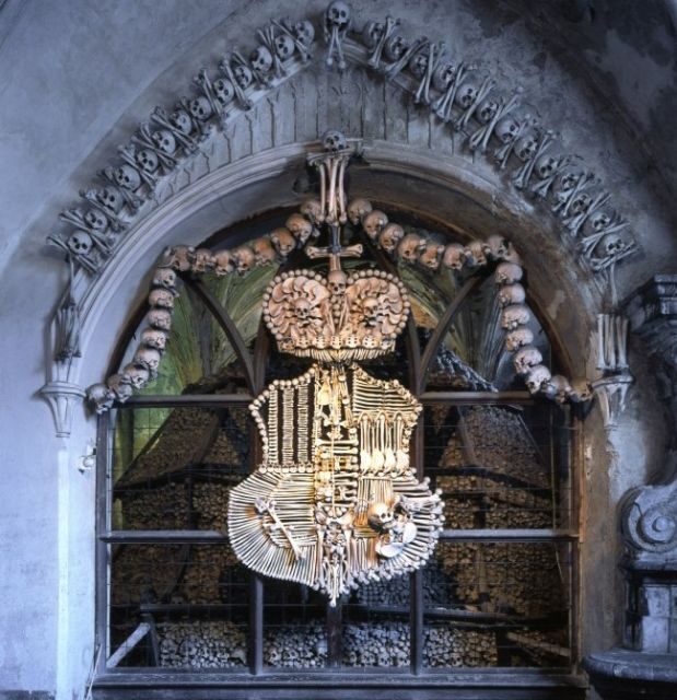 From Prague: Kutna Hora Walking Tour & St. Barbara Cathedral - Group & Flexibility