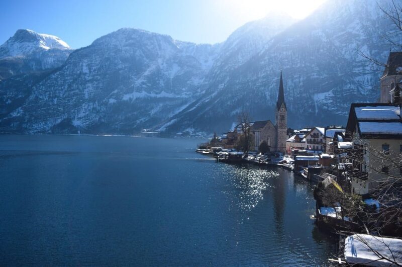 From Prague to stunnning Hallstatt: Private 1 day tour - Key Points