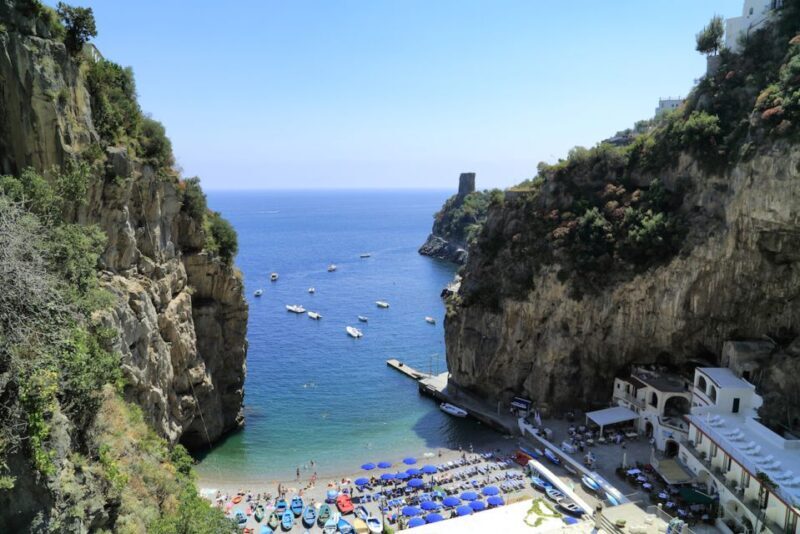 From Praiano: Amalfi Coast Guided Private Cruise with Drinks - Key Points