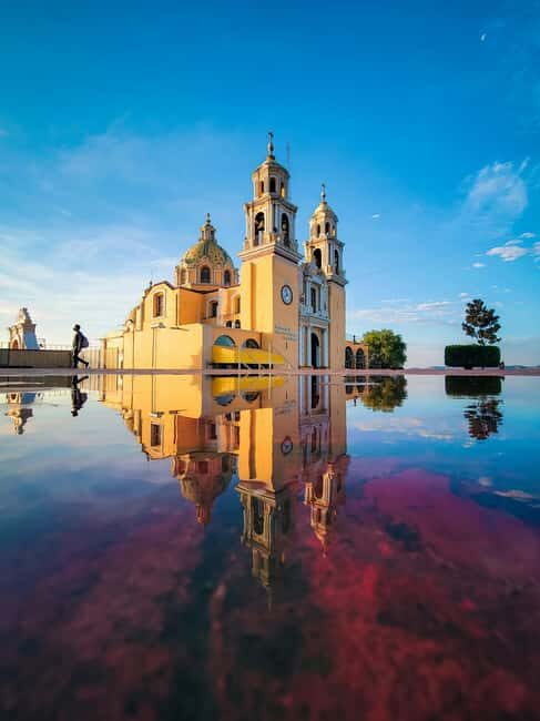 From Puebla: CHOLULA, TONANZINTLA, AND SAN FRANCISCO ACATEPEC PRIVATE TOUR - Key Points