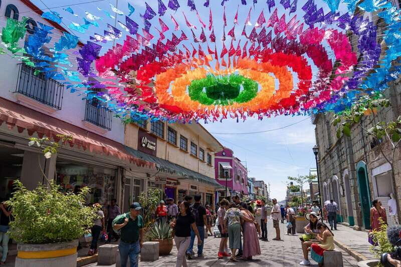 From Puerto Escondido: Gataway to Oaxaca in one day. - FAQs