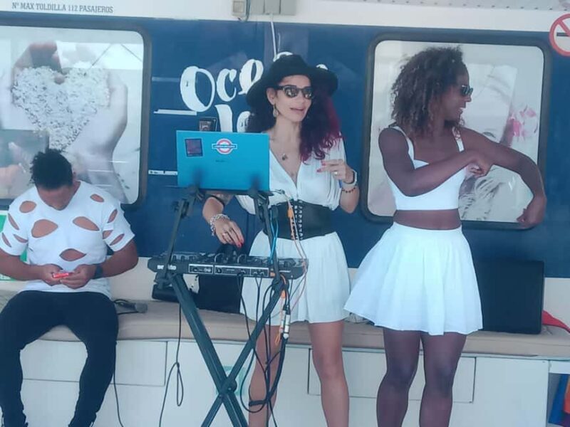 From Puerto Rico: Boat party along the coast. - Authentic Experiences From Guest Feedback