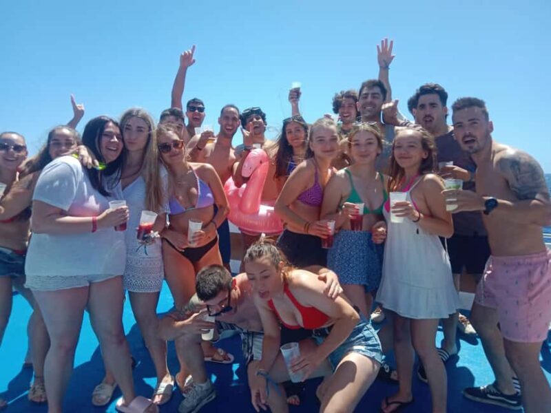 From Puerto Rico: Boat party along the coast. - Value and Practical Considerations