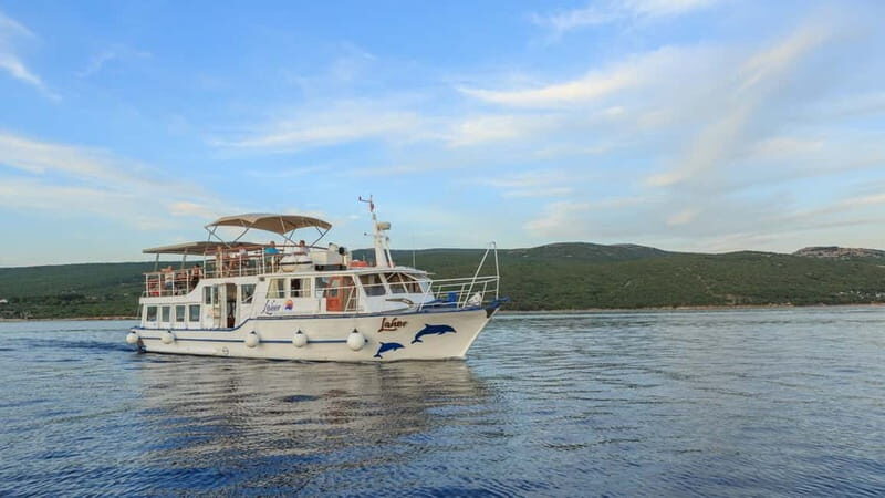 From Punat: Plavnik Island Boat Tour with Lunch - Final Stop: Lisinjak Beach and Return Journey