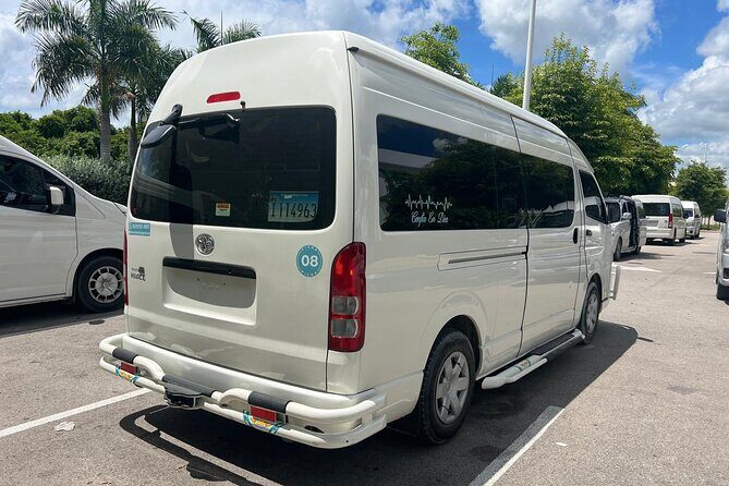 From Punta Cana Airport Private Transfer To Bayahíbe - The Vehicle and Comfort Level