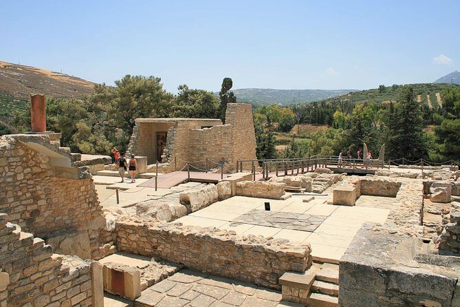 From Rethymno: Full-Day Knossos And Heraklion with free time - Authenticity and Experience