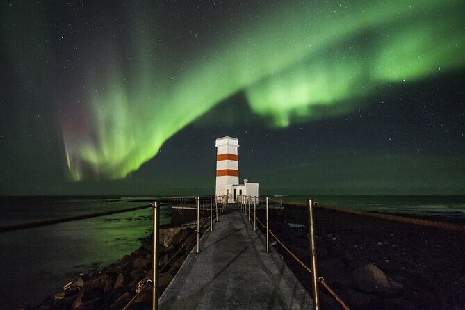 From Reykjavik 4x4 Minibus Northern Lights with Photo and Cocoa - Practical Details: Transportation, Timing, and Group Size