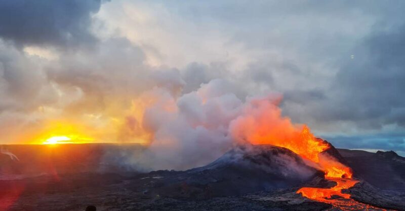 From Reykjavík: Fagradalsfjall Volcano Hike with Geologist - The Experience in Detail